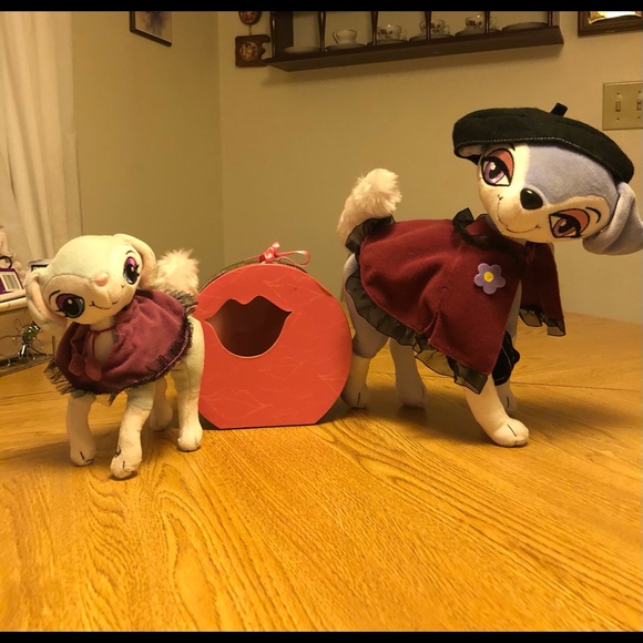 Bratz | Toys | Bratz Pets Small One Comes With A Case To Put Her In ...